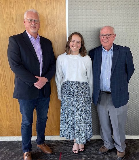 Beatrice Lazarski Named 2024 Frank Lessiter Ag Media Scholar